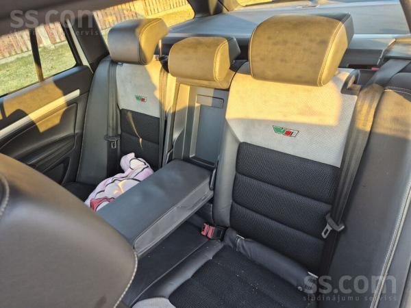 Skoda Octavia 2008 Rīga vietnē Balts Skoda Octavia 2008 Rīga, ar dzinēja tilpumu 2.00 L un nobraukumu 302 tūkst. km par 2000 €, foto 6 vietnē AUTOMOTO.COM.LV