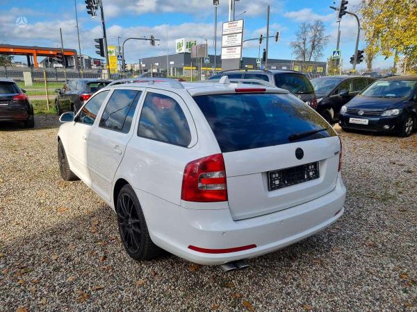 Balts Skoda Octavia 2008 Kauņa, ar dzinēja tilpumu 1.97 L un nobraukumu 234 tūkst. km par 2500 €, foto 4 vietnē AUTOMOTO.COM.LV