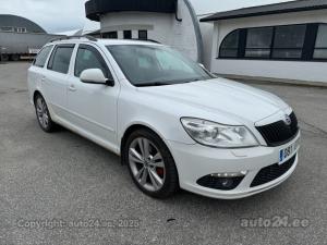 Balts Skoda Octavia 2009 Tallina, ar dzinēja tilpumu 2.00 L un nobraukumu 376 tūkst. km par 3750 €, foto 3 vietnē AUTOMOTO.COM.LV