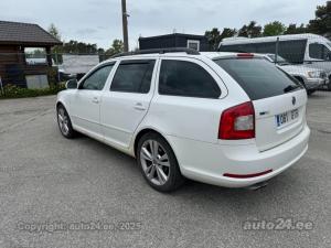Balts Skoda Octavia 2009 Tallina, ar dzinēja tilpumu 2.00 L un nobraukumu 376 tūkst. km par 3750 €, foto 6 vietnē AUTOMOTO.COM.LV