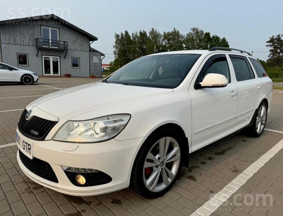 Balts Skoda Octavia 2009 Rīga, ar dzinēja tilpumu 2.00 L un nobraukumu 0 tūkst. km par 4500 €, foto 2 vietnē AUTOMOTO.COM.LV