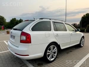 Balts Skoda Octavia 2009 Rīga, ar dzinēja tilpumu 2.00 L un nobraukumu 0 tūkst. km par 4500 €, foto 8 vietnē AUTOMOTO.COM.LV