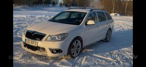 White Skoda Octavia 2009 in Tallinn, with an engine capacity of 2.00 L and mileage of 285 thousand km for 4100 €, photo 3 on AUTOMOTO.COM.LV