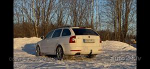 White Skoda Octavia 2009 in Tallinn, with an engine capacity of 2.00 L and mileage of 285 thousand km for 4100 €, photo 5 on AUTOMOTO.COM.LV