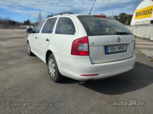 Balts Skoda Octavia 2009 Tallina, ar dzinēja tilpumu 1.60 L un nobraukumu 249 tūkst. km par 1950 €, foto 6 vietnē AUTOMOTO.COM.LV