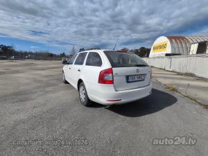 Balts Skoda Octavia 2009 Tallina, ar dzinēja tilpumu 1.60 L un nobraukumu 249 tūkst. km par 1950 €, foto 7 vietnē AUTOMOTO.COM.LV