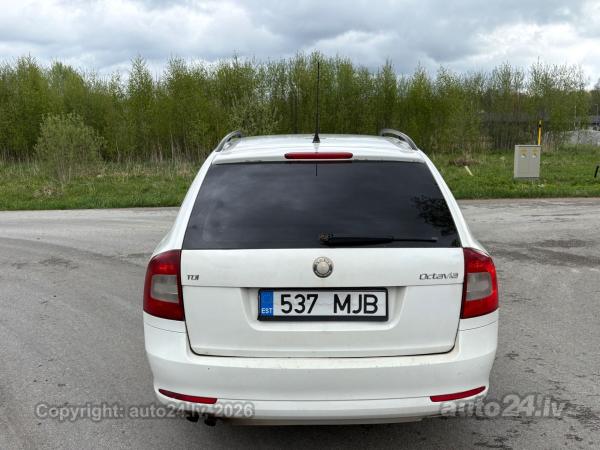 Balts Skoda Octavia 2009 Rapla, ar dzinēja tilpumu 1.90 L un nobraukumu 434 tūkst. km par 2000 €, foto 8 vietnē AUTOMOTO.COM.LV