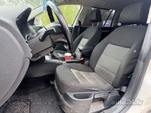 White Skoda Octavia 2009 in Rapla, with an engine capacity of 1.90 L and mileage of 434 thousand km for 2000 €, photo 10 on AUTOMOTO.COM.LV