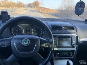 Balts Skoda Octavia 2009 Šauļi, ar dzinēja tilpumu 1.90 L un nobraukumu 420 tūkst. km par 3100 €, foto 5 vietnē AUTOMOTO.COM.LV