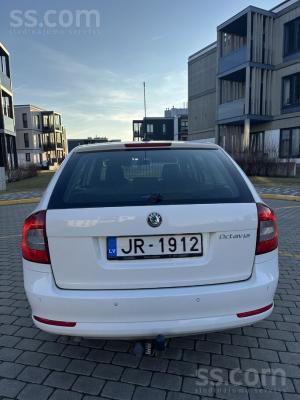 Balts Skoda Octavia 2009 Rīga, ar dzinēja tilpumu 1.90 L un nobraukumu 351 tūkst. km par 3650 €, foto 6 vietnē AUTOMOTO.COM.LV