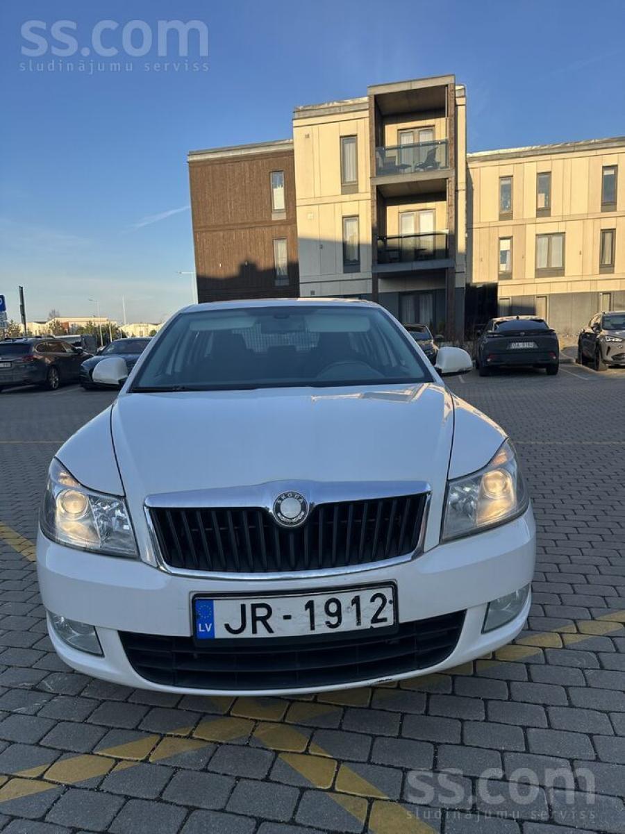 Balts Skoda Octavia 2009 Rīga, ar dzinēja tilpumu 1.90 L un nobraukumu 351 tūkst. km par 3650 €, foto 9 vietnē AUTOMOTO.COM.LV