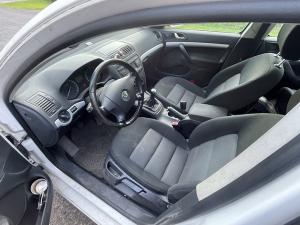 Белый Шкода Октавия 2009 в Тарту, объемом двигателя 1.60 л и пробегом 232 тыс. км за 1400 €, фото 10 на AUTOMOTO.COM.LV