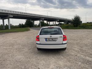Белый Шкода Октавия 2009 в Тарту, объемом двигателя 1.60 л и пробегом 232 тыс. км за 1400 €, фото 12 на AUTOMOTO.COM.LV