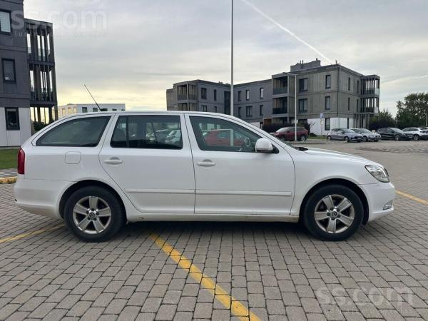 Balts Skoda Octavia 2009 Rīga, ar dzinēja tilpumu 1.90 L un nobraukumu 373 tūkst. km par 2490 €, foto 6 vietnē AUTOMOTO.COM.LV