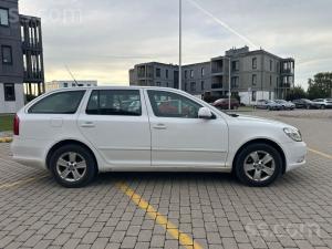 Balts Skoda Octavia 2009 Rīga, ar dzinēja tilpumu 1.90 L un nobraukumu 373 tūkst. km par 2490 €, foto 6 vietnē AUTOMOTO.COM.LV