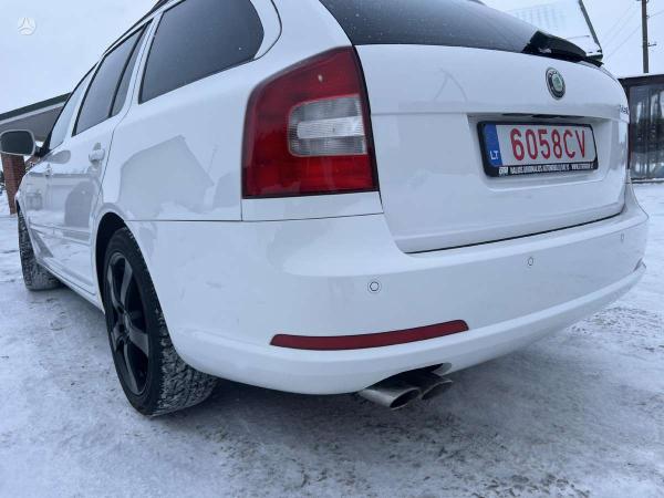 Balts Skoda Octavia 2010 Viļņa, ar dzinēja tilpumu 2.00 L un nobraukumu 281 tūkst. km par 5950 €, foto 8 vietnē AUTOMOTO.COM.LV