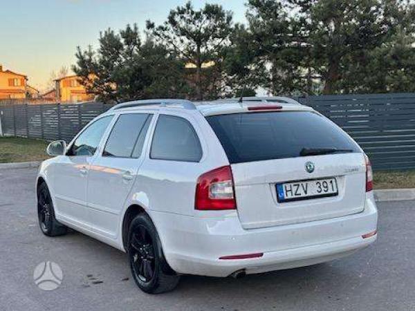 Balts Skoda Octavia 2010 Kauņa, ar dzinēja tilpumu 1.60 L un nobraukumu 268 tūkst. km par 2999 €, foto 7 vietnē AUTOMOTO.COM.LV