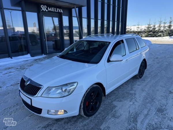 White Skoda Octavia 2010 in Kaunas, with an engine capacity of 1.60 L and mileage of 264 thousand km for 3850 €, photo 1 on AUTOMOTO.COM.LV