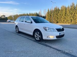White Skoda Octavia 2010 in Tartu, with an engine capacity of 1.60 L and mileage of 380 thousand km for 2300 €, photo  on AUTOMOTO.COM.LV