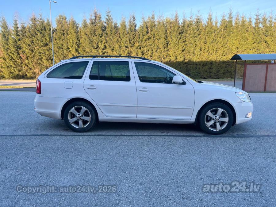 Balts Skoda Octavia 2010 Tartu, ar dzinēja tilpumu 1.60 L un nobraukumu 380 tūkst. km par 2300 €, foto 8 vietnē AUTOMOTO.COM.LV