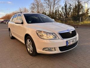 Белый Шкода Октавия 2010 в Тельшяй, объемом двигателя 1.60 л и пробегом 233 тыс. км за 4700 €, фото 4 на AUTOMOTO.COM.LV
