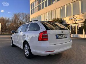 White Skoda Octavia 2010 in Telschi, with an engine capacity of 1.60 L and mileage of 235 thousand km for 3100 €, photo 6 on AUTOMOTO.COM.LV