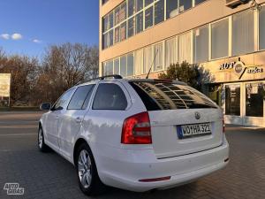 White Skoda Octavia 2010 in Telschi, with an engine capacity of 1.60 L and mileage of 234 thousand km for 3100 €, photo 5 on AUTOMOTO.COM.LV