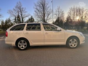 White Skoda Octavia 2010 in Telschi, with an engine capacity of 1.60 L and mileage of 234 thousand km for 3100 €, photo 10 on AUTOMOTO.COM.LV