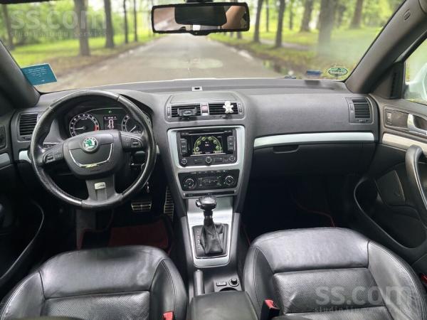 Balts Skoda Octavia 2010 Rīga, ar dzinēja tilpumu 2.00 L un nobraukumu 217 tūkst. km par 5300 €, foto 10 vietnē AUTOMOTO.COM.LV