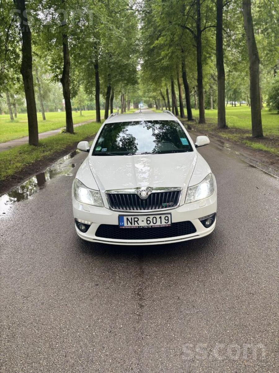 Balts Skoda Octavia 2010 Rīga, ar dzinēja tilpumu 2.00 L un nobraukumu 217 tūkst. km par 5300 €, foto 1 vietnē AUTOMOTO.COM.LV
