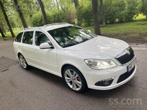 Balts Skoda Octavia 2010 Rīga, ar dzinēja tilpumu 2.00 L un nobraukumu 217 tūkst. km par 5300 €, foto 5 vietnē AUTOMOTO.COM.LV