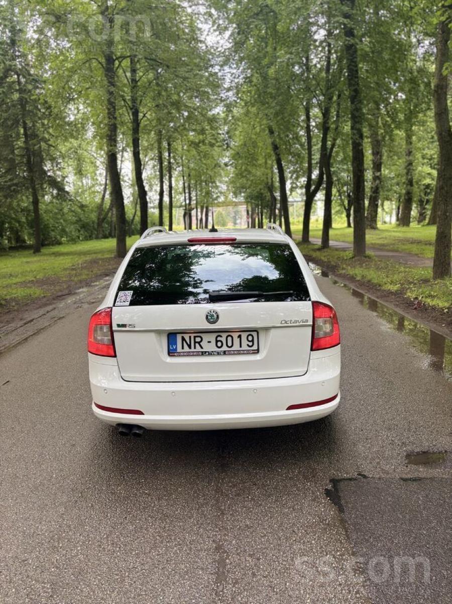 Balts Skoda Octavia 2010 Rīga, ar dzinēja tilpumu 2.00 L un nobraukumu 217 tūkst. km par 5300 €, foto 6 vietnē AUTOMOTO.COM.LV
