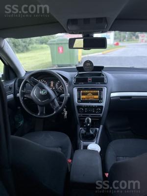Balts Skoda Octavia 2010 Rīga, ar dzinēja tilpumu 2.00 L un nobraukumu 410 tūkst. km par 1220 €, foto 8 vietnē AUTOMOTO.COM.LV