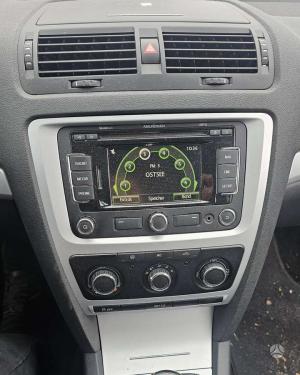 Balts Skoda Octavia 2010 Kelmė, ar dzinēja tilpumu 1.20 L un nobraukumu 227 tūkst. km par 2450 €, foto 9 vietnē AUTOMOTO.COM.LV