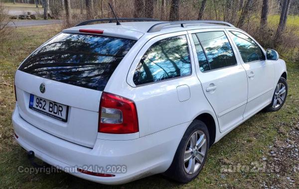 Белый Шкода Октавия 2011 в Таллин, объемом двигателя 1.40 л и пробегом 255 тыс. км за 1490 €, фото 3 на AUTOMOTO.COM.LV