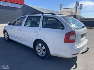 Balts Skoda Octavia 2011 Mažeikiai, ar dzinēja tilpumu 1.80 L un nobraukumu 226 tūkst. km par 2650 €, foto 4 vietnē AUTOMOTO.COM.LV