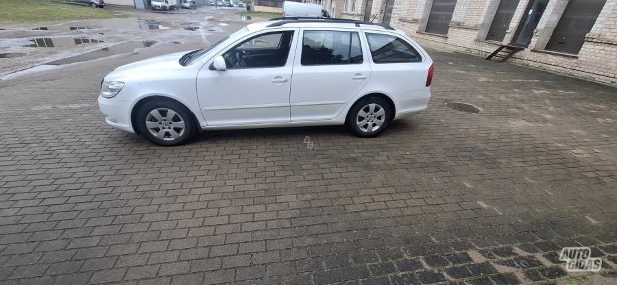 Balts Skoda Octavia 2011 Mažeikiai, ar dzinēja tilpumu 1.80 L un nobraukumu 226 tūkst. km par 2200 €, foto 6 vietnē AUTOMOTO.COM.LV