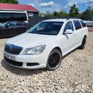 Balts Skoda Octavia 2011 Vilkaviškis, ar dzinēja tilpumu 1.60 L un nobraukumu 380 tūkst. km par 3200 €, foto 3 vietnē AUTOMOTO.COM.LV