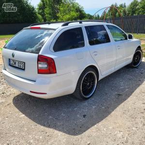 Balts Skoda Octavia 2011 Vilkaviškis, ar dzinēja tilpumu 1.60 L un nobraukumu 380 tūkst. km par 3200 €, foto 5 vietnē AUTOMOTO.COM.LV