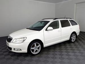 Белый Шкода Октавия 2011 в Таллин, объемом двигателя 1.40 л и пробегом 283 тыс. км за 1399 €, фото 11 на AUTOMOTO.COM.LV