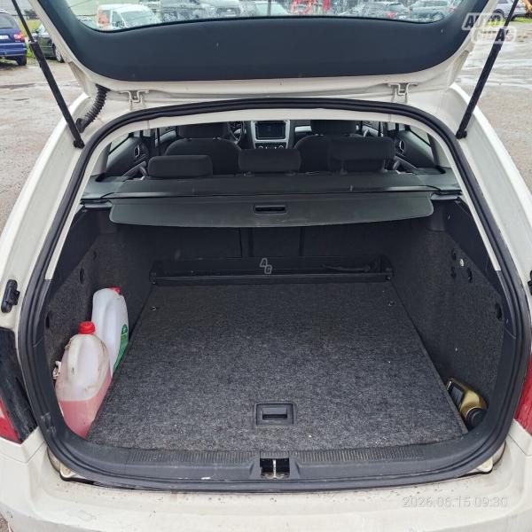 Balts Skoda Octavia 2011 Klaipėda, ar dzinēja tilpumu 1.60 L un nobraukumu 383 tūkst. km par 2000 €, foto 6 vietnē AUTOMOTO.COM.LV