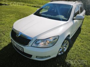 Белый Шкода Октавия 2011 в Рига, объемом двигателя 1.60 л и пробегом 401 тыс. км за 2150 €, фото 5 на AUTOMOTO.COM.LV