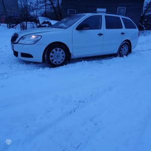 Balts Skoda Octavia 2012 Viļņa, ar dzinēja tilpumu 1.60 L un nobraukumu 232 tūkst. km par 2100 €, foto 7 vietnē AUTOMOTO.COM.LV