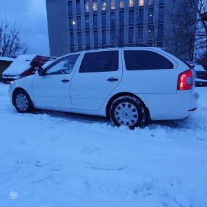 Balts Skoda Octavia 2012 Viļņa, ar dzinēja tilpumu 1.60 L un nobraukumu 232 tūkst. km par 2100 €, foto 13 vietnē AUTOMOTO.COM.LV