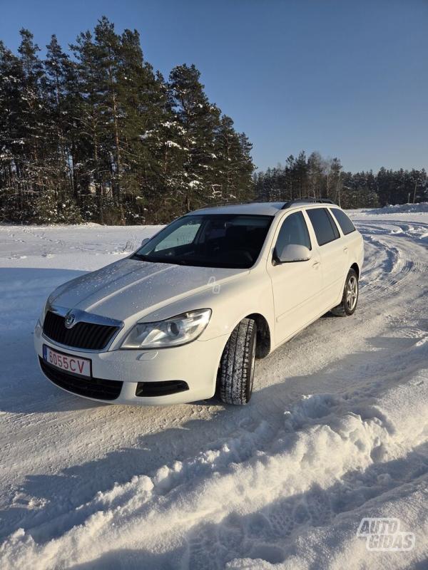 Balts Skoda Octavia 2012 Varėna, ar dzinēja tilpumu 1.60 L un nobraukumu 274 tūkst. km par 4600 €, foto 2 vietnē AUTOMOTO.COM.LV