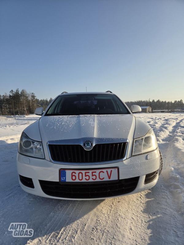 Balts Skoda Octavia 2012 Varėna, ar dzinēja tilpumu 1.60 L un nobraukumu 274 tūkst. km par 4600 €, foto 6 vietnē AUTOMOTO.COM.LV