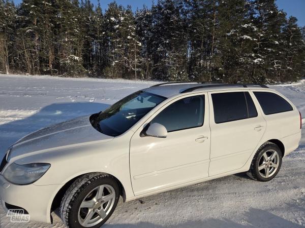Balts Skoda Octavia 2012 Varėna, ar dzinēja tilpumu 1.60 L un nobraukumu 274 tūkst. km par 4600 €, foto 9 vietnē AUTOMOTO.COM.LV