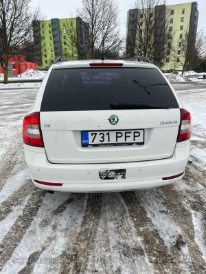 Balts Skoda Octavia 2012 Tallina, ar dzinēja tilpumu 1.60 L un nobraukumu 356 tūkst. km par 1800 €, foto 5 vietnē AUTOMOTO.COM.LV