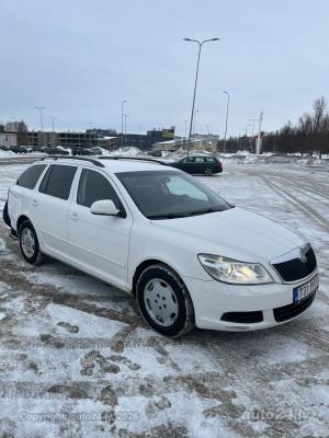 Balts Skoda Octavia 2012 Tallina, ar dzinēja tilpumu 1.60 L un nobraukumu 356 tūkst. km par 1800 €, foto 7 vietnē AUTOMOTO.COM.LV