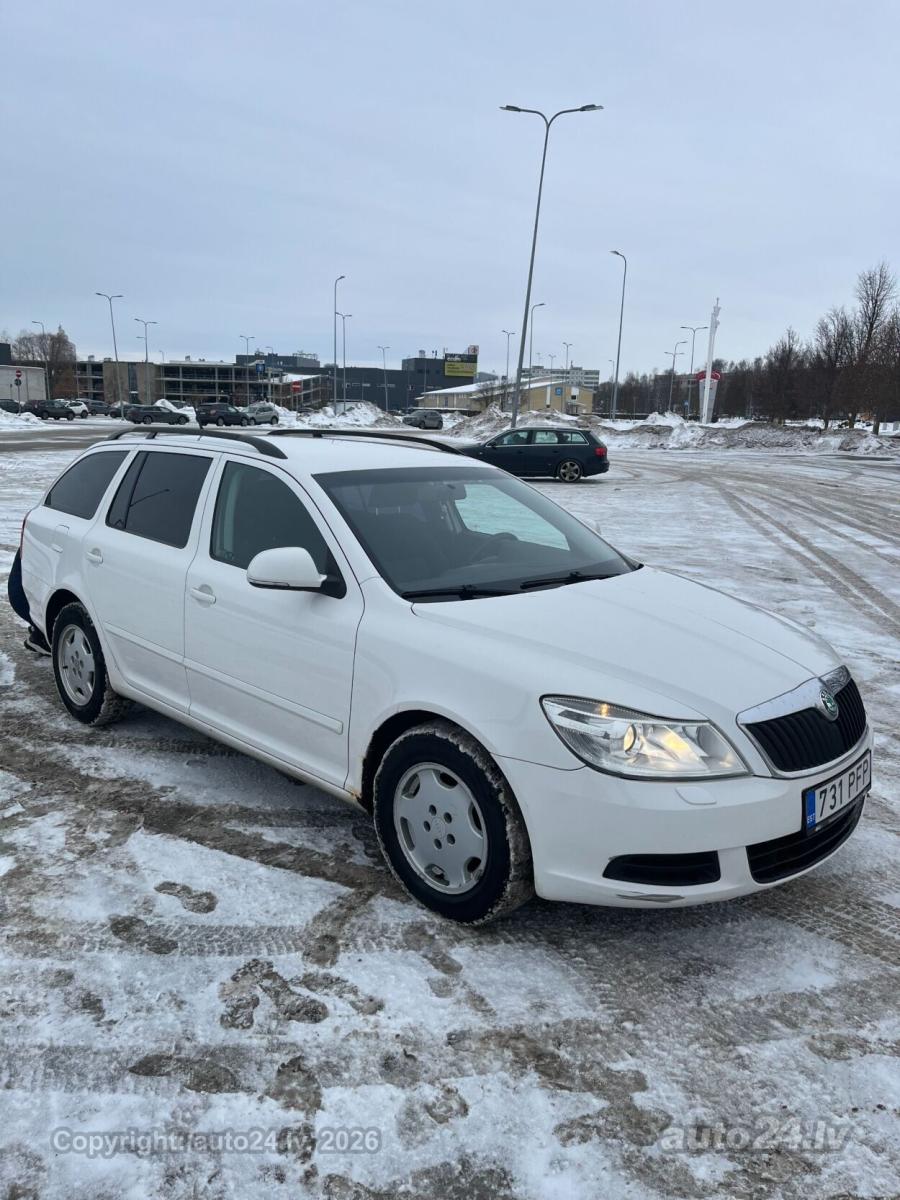 Balts Skoda Octavia 2012 Tallina, ar dzinēja tilpumu 1.60 L un nobraukumu 356 tūkst. km par 1800 €, foto 7 vietnē AUTOMOTO.COM.LV